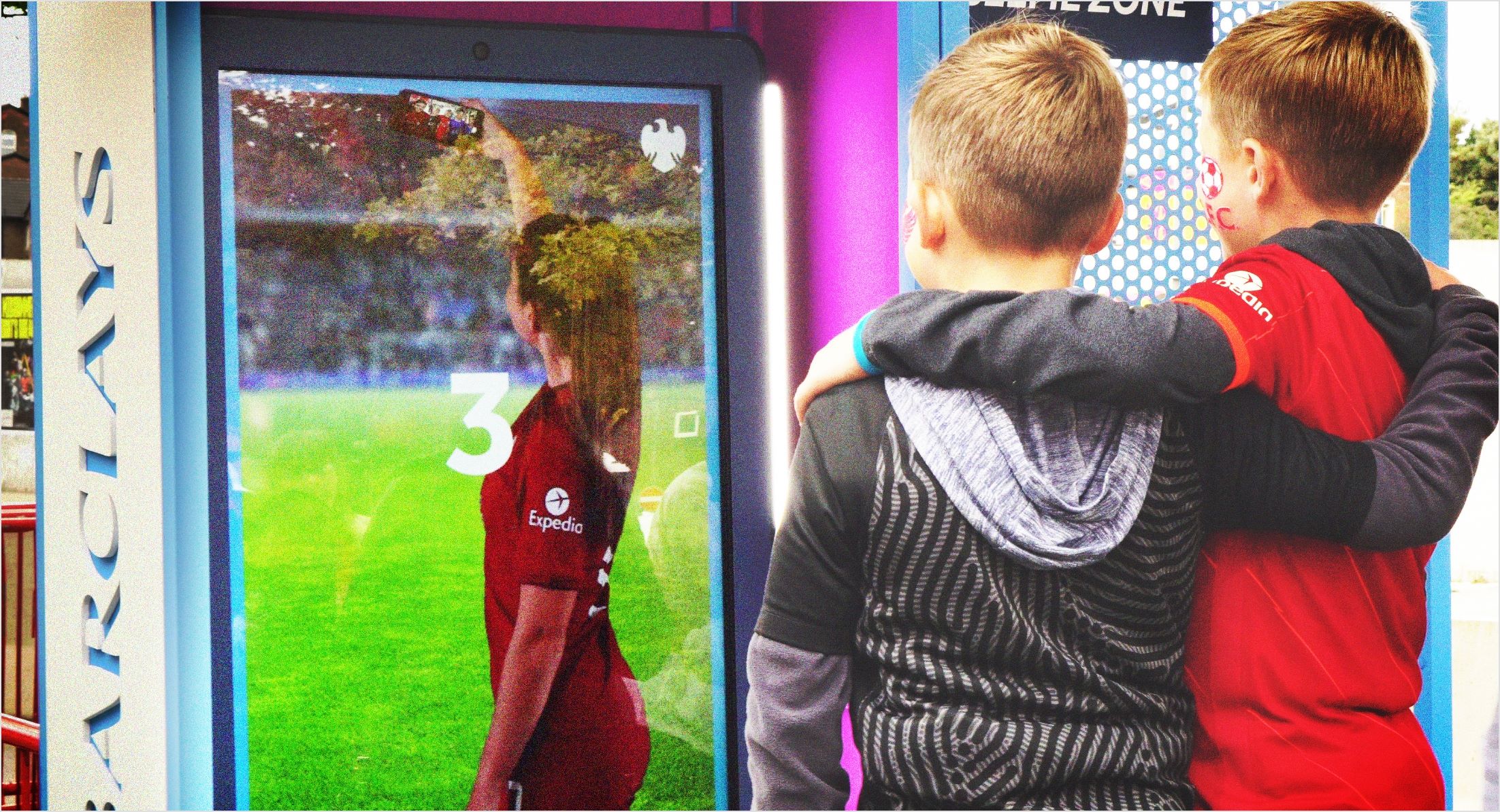 Hero Booth: Ultimate AR Photo Booth Experience - Noonah